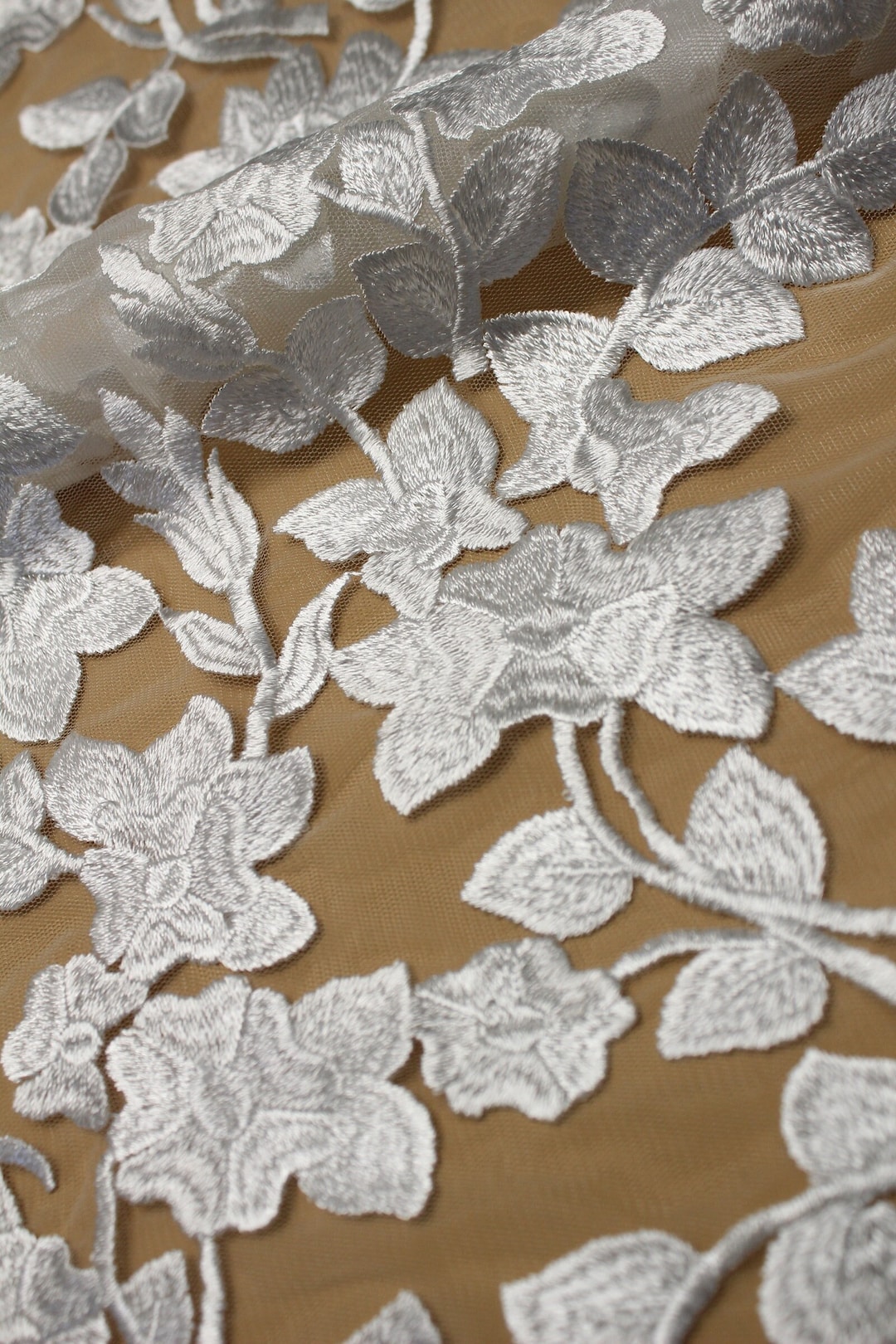 Neuster Stoff Florale Spitze Stoff, Tüll Stickerei Stoff, Guipure ...