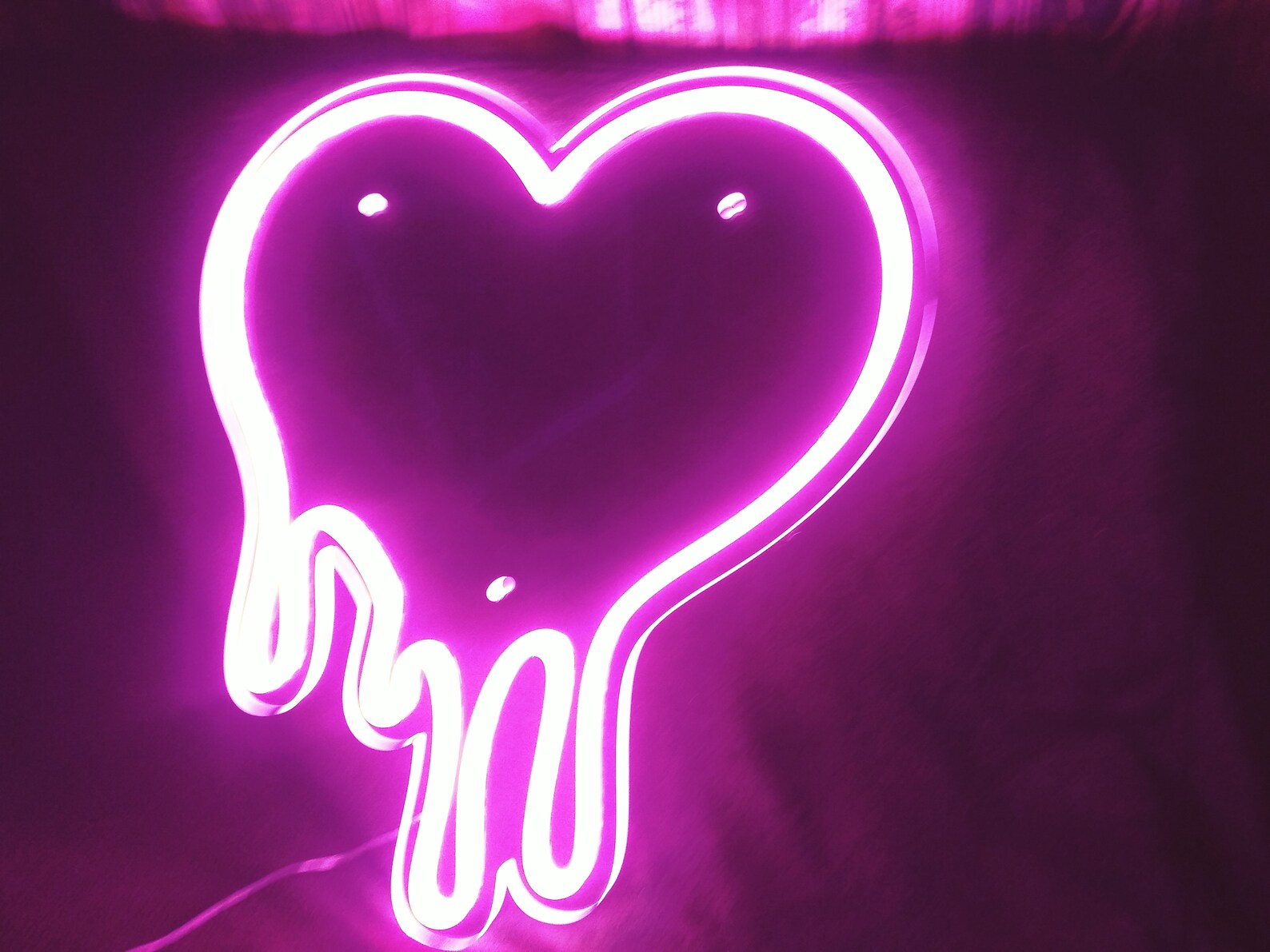 Dripping Heart Neon Sign - Custom Color Melting Heart Girls Room Neon ...