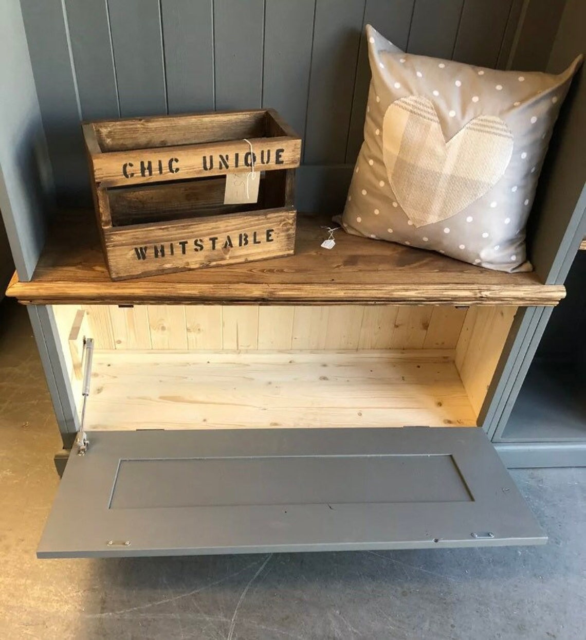 Kent Furniture Showroom-boot Room Mud Room Furniture/storage Furniture ...