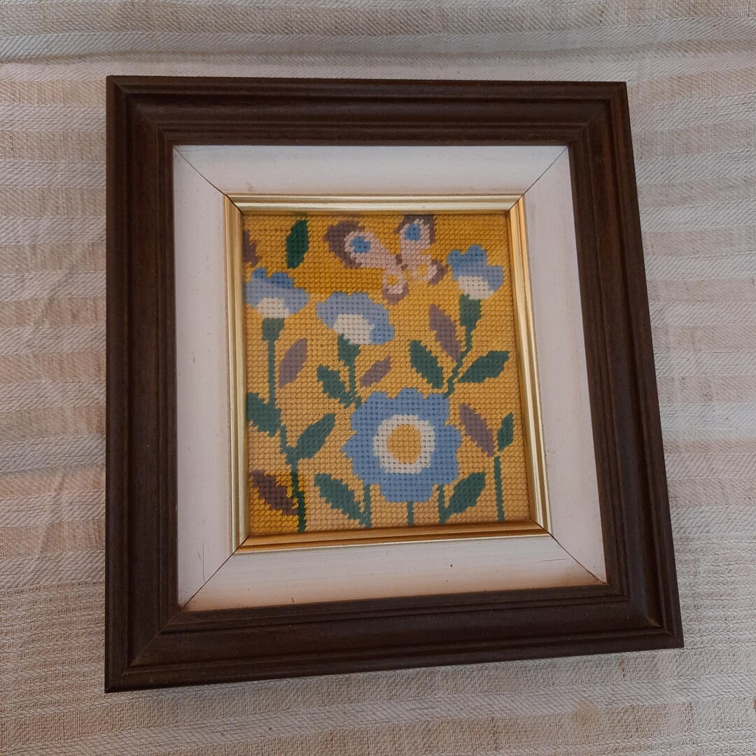 Embroidery in Wooden Frame Made in Italy - Etsy