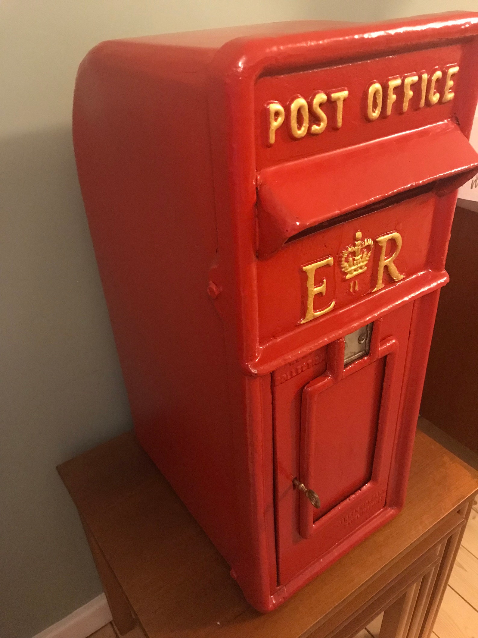 Cast Iron Red ER Wedding Postbox ***FOR HIRE*** Weddings and Parties ...