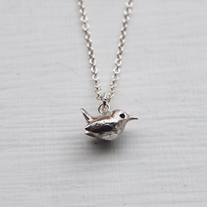 Handmade Sterling Silver Wren Necklace, Bird Jewelry (46cm Chain) - Etsy