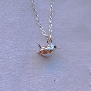 Handmade Sterling Silver Wren Necklace, Bird Jewelry (46cm Chain) - Etsy