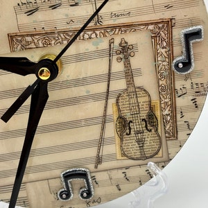 Upcycled CD Clock 7 Desk/table Clock Repurposed CD Clock Unique, One-of ...