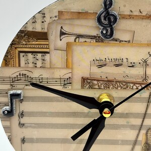 Upcycled CD Clock 7 Desk/table Clock Repurposed CD Clock Unique, One-of ...