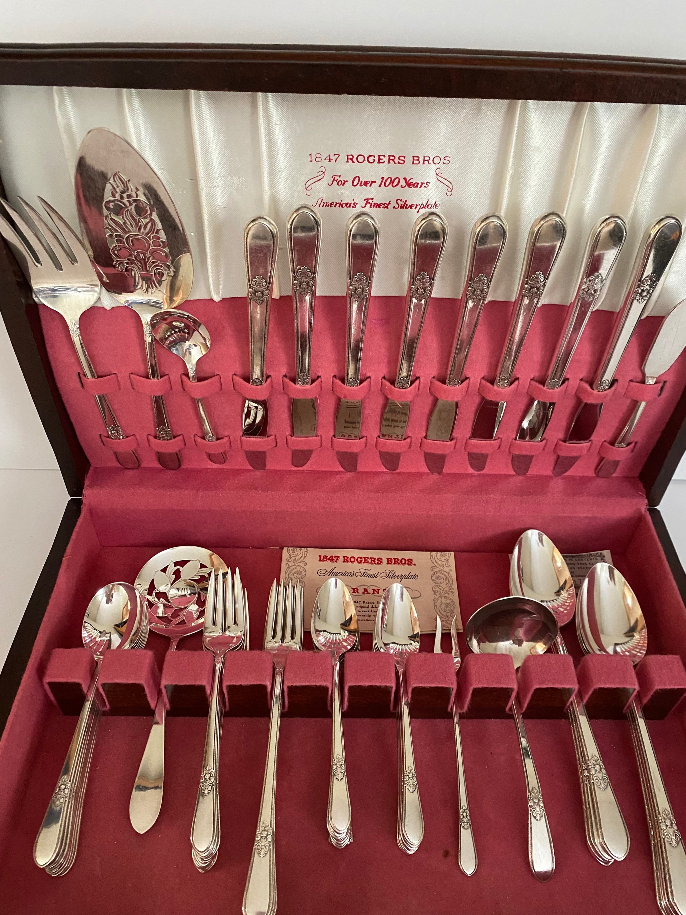 Adoration Silverware | ppgbbe.intranet.biologia.ufrj.br