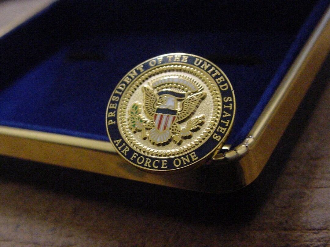 Pair of Presidential Air Force One Cufflinks- Free Shipping - Etsy