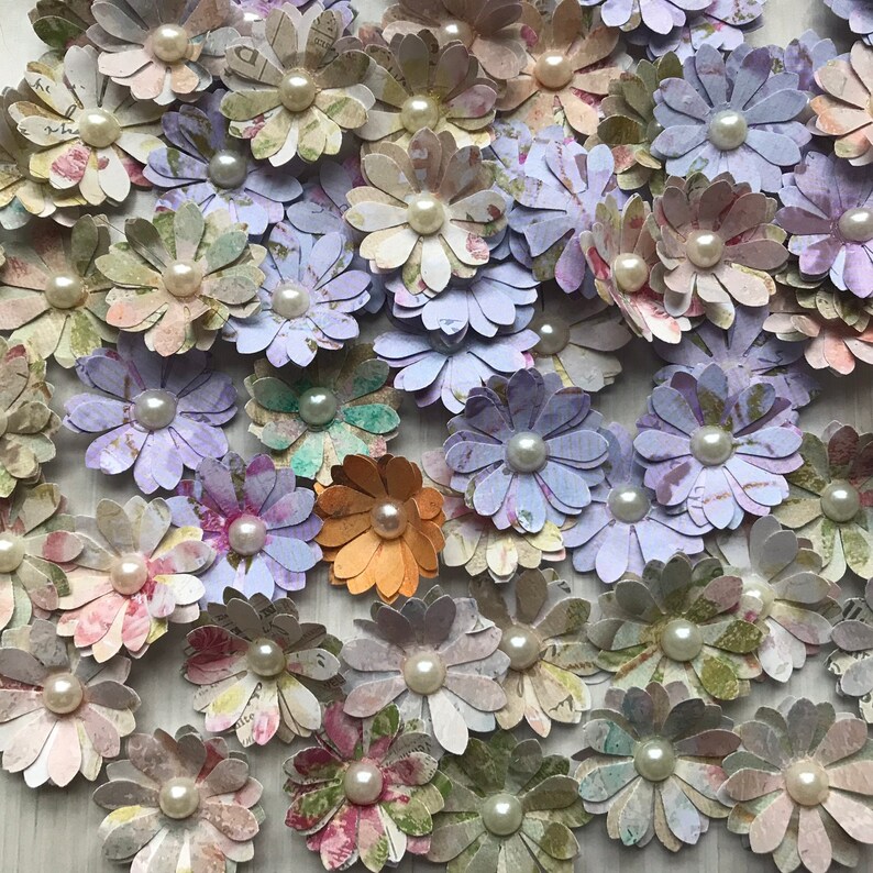 Mini Paper Flowers Pearl Centre Pastel Flower Flower - Etsy UK