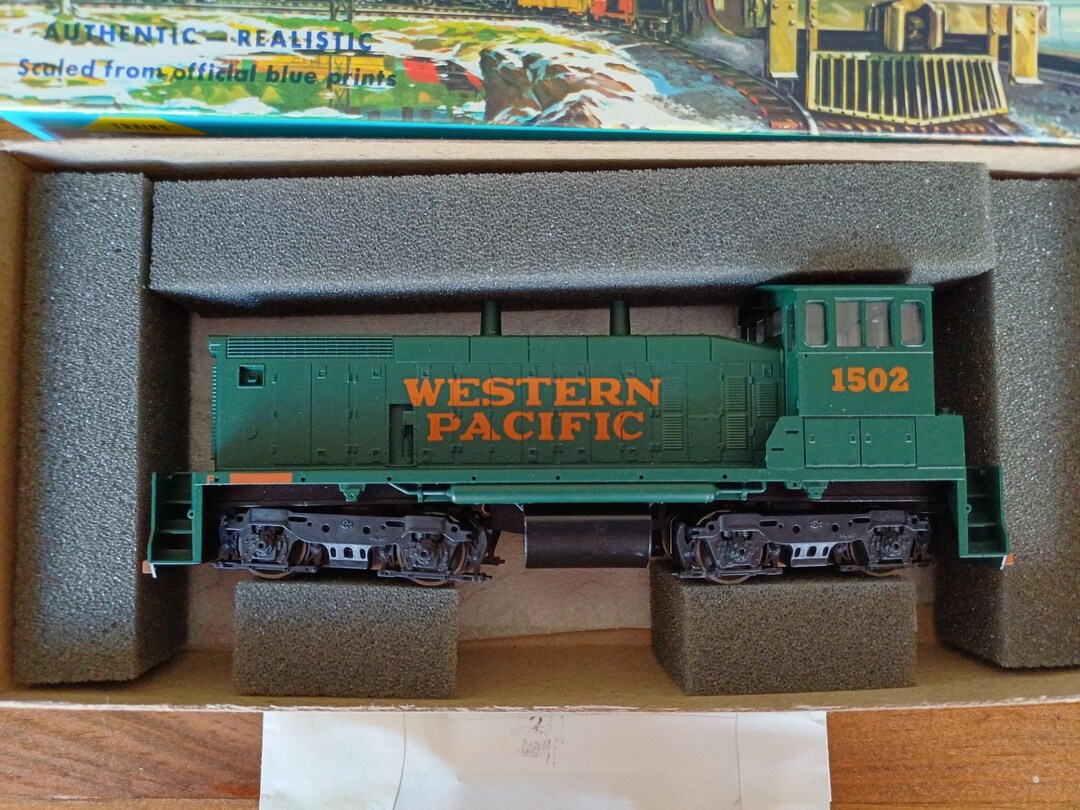 Athearn SW 1500 Western Pacific Switcher Powered New in Box Diesel ...