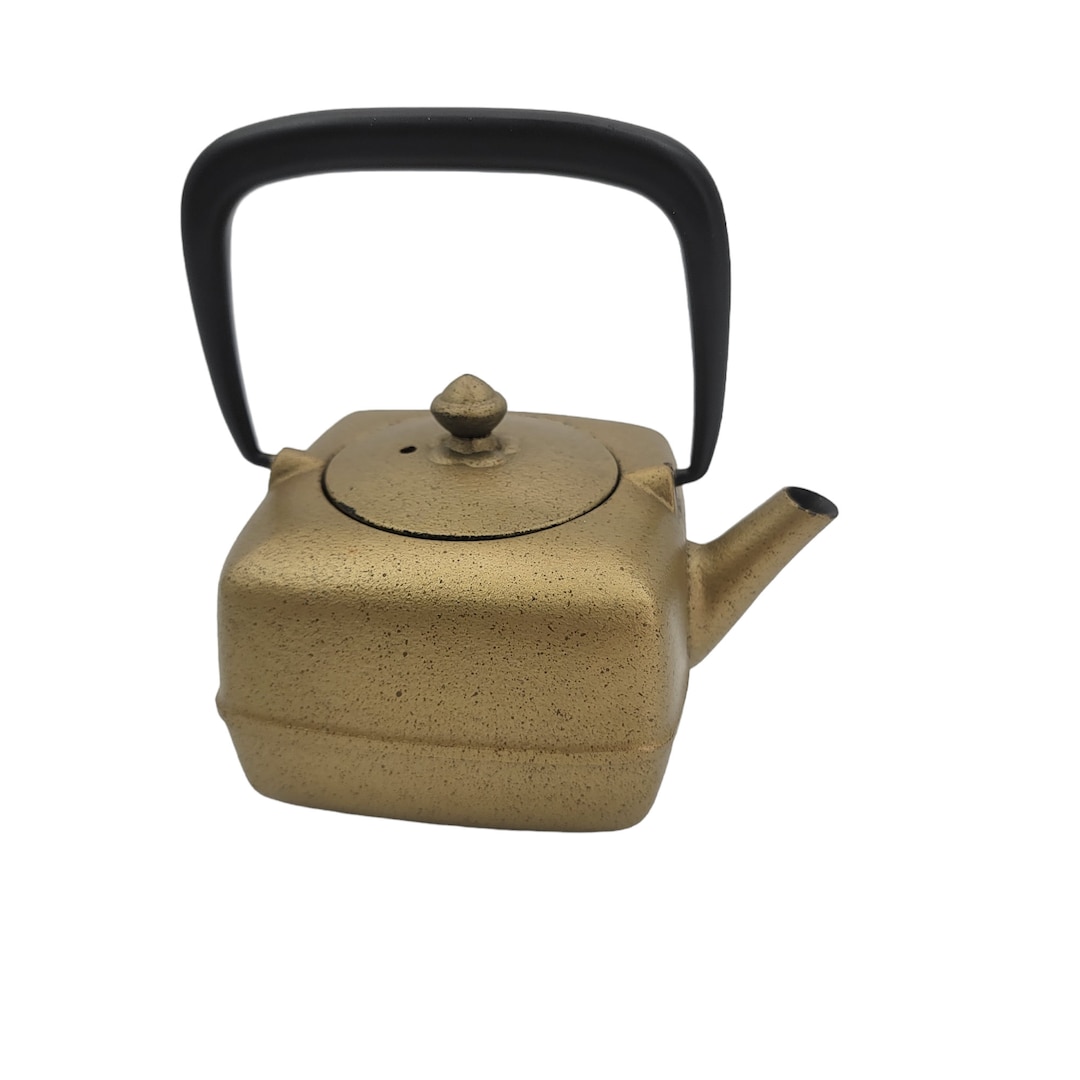 Vintage Cast Iron Tea Pot Wazuqu Yoho Gold Cast Iron Enamel Kettle ...