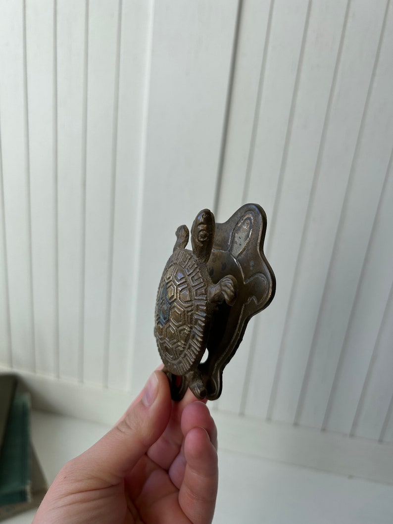 Vintage Brass Clip Vintage Brass Mail Holder Brass Paper Clip Ornate ...