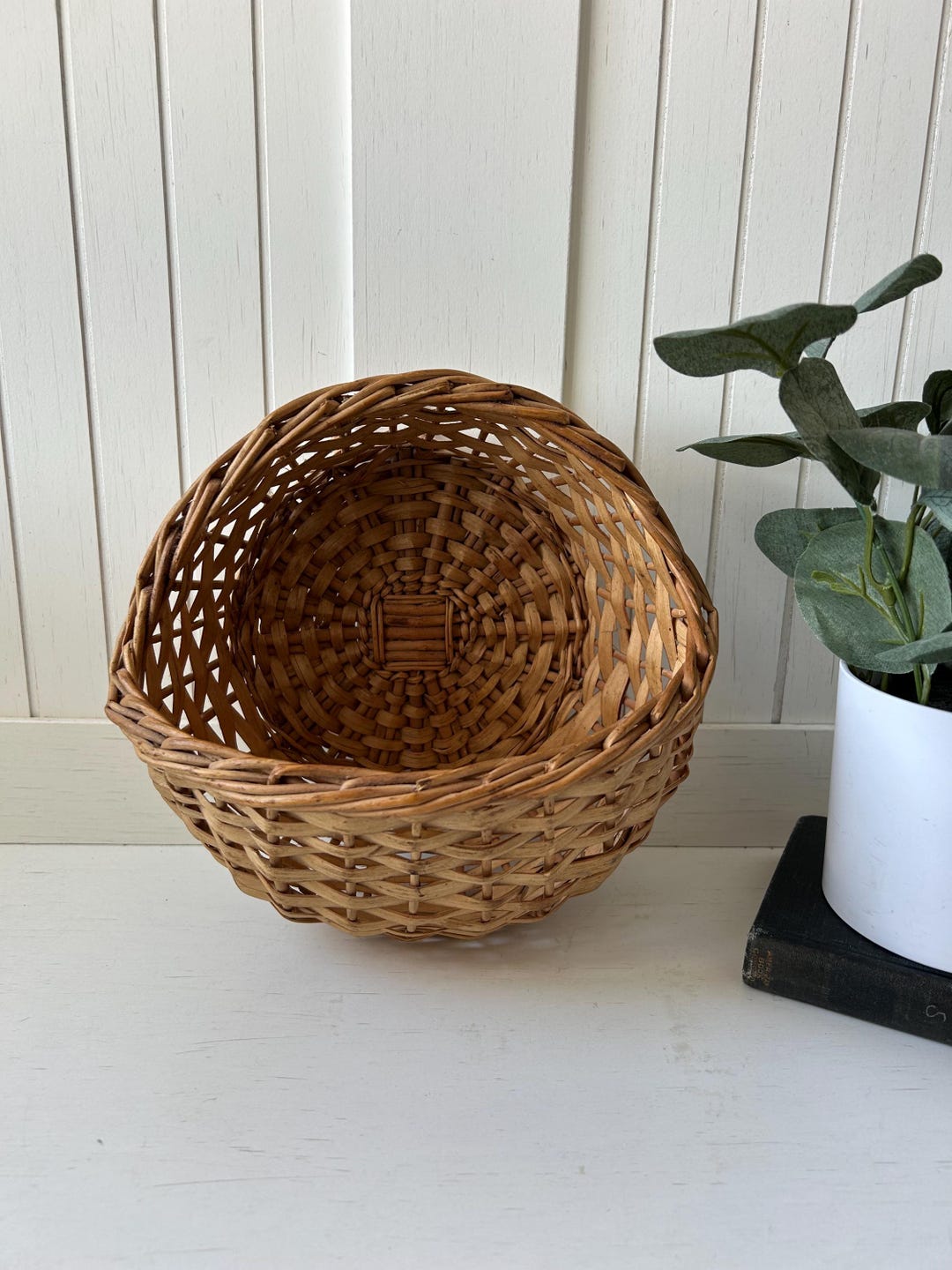 Vintage Hanging Wall Basket | Vintage Wall Basket | Wall Basket | Hand ...