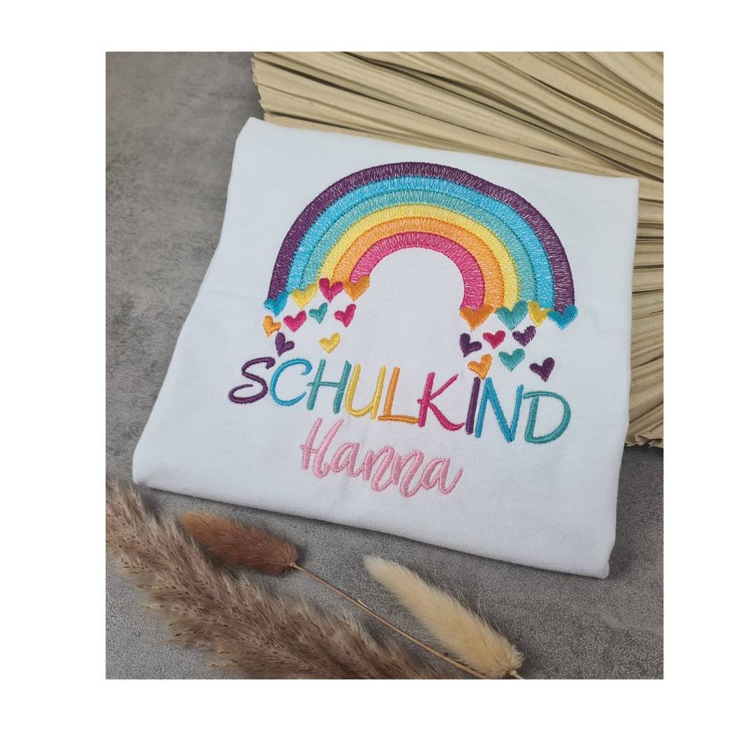 Schulkind 2023 T-Shirt Mädchen mit Regenbogen und Name Einschulung Geschenk Schulanfang Erste ...