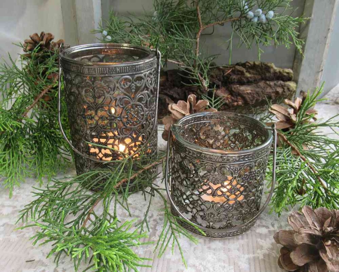 Lot de 2 lanternes, bougeoirs, lanternes, insert en verre métallique ... Lot de 2 lanternes, bougeoirs, lanternes, insert en verre métallique ...