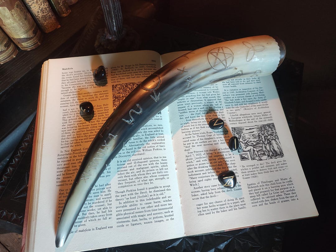 Unusual Vintage Ceremonial Occult Ritual Horn Vessel With Wooden ...
