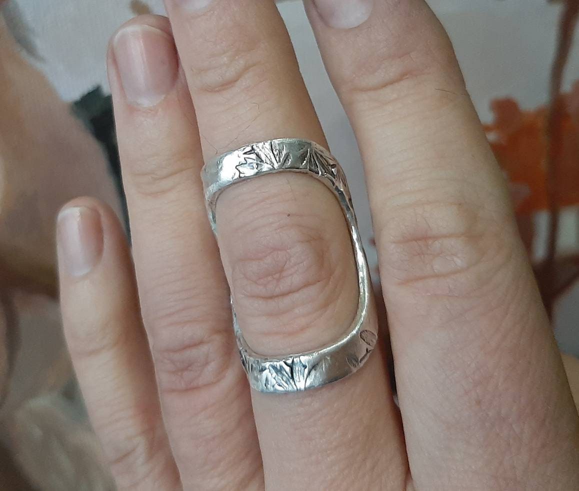 Thumb trigger finger silver ring splint minimalist style. | Etsy