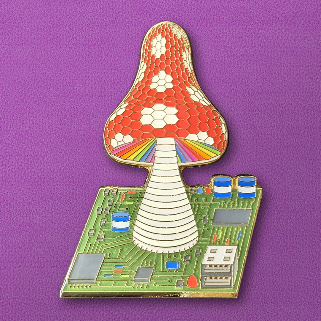 USB Toadstool Enamel Pin Limited Edition 50, Glow in the Dark ...
