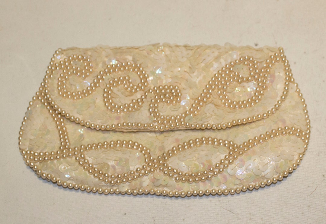 A Vintage 1920s Cream Purse in Sequin and Beads - Etsy