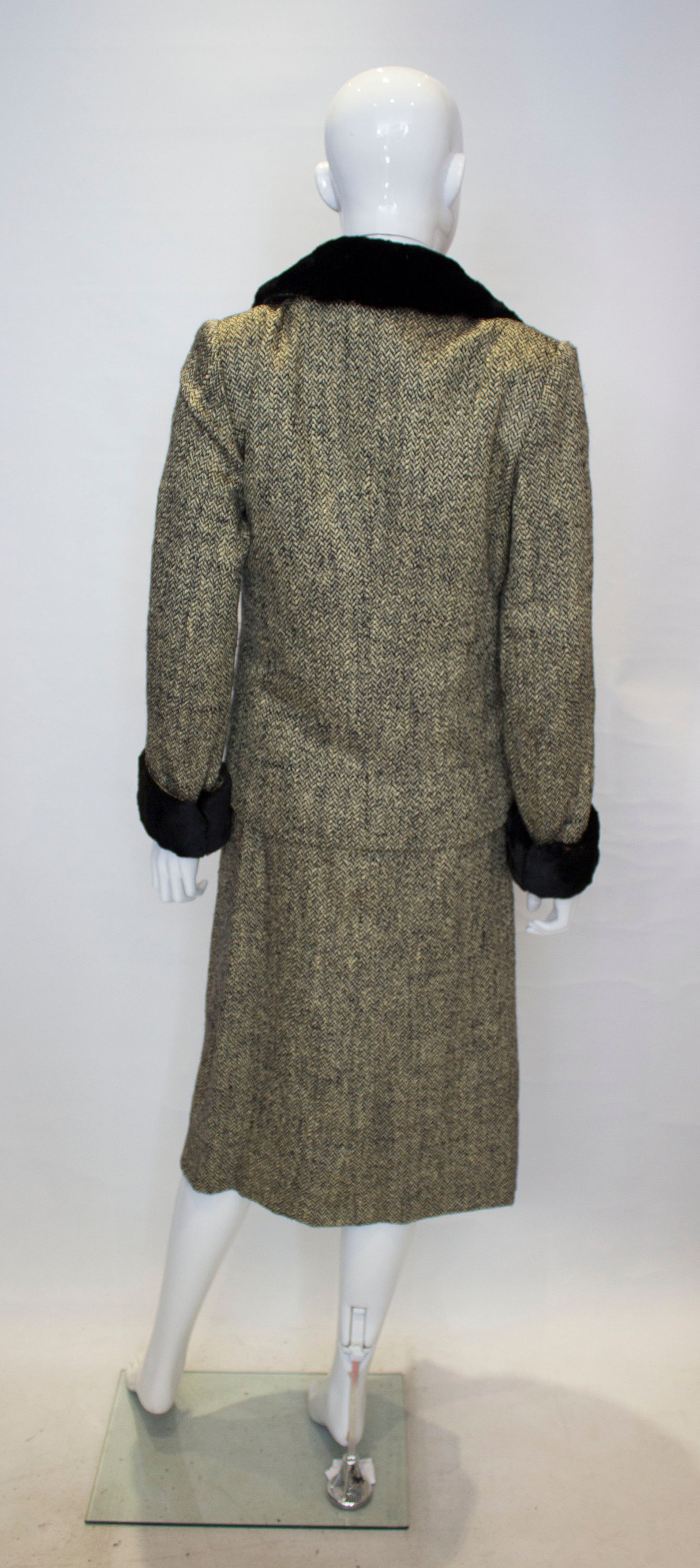 A Vintage 1960s Hartnell Wool Dress and Jacket Suit - Etsy