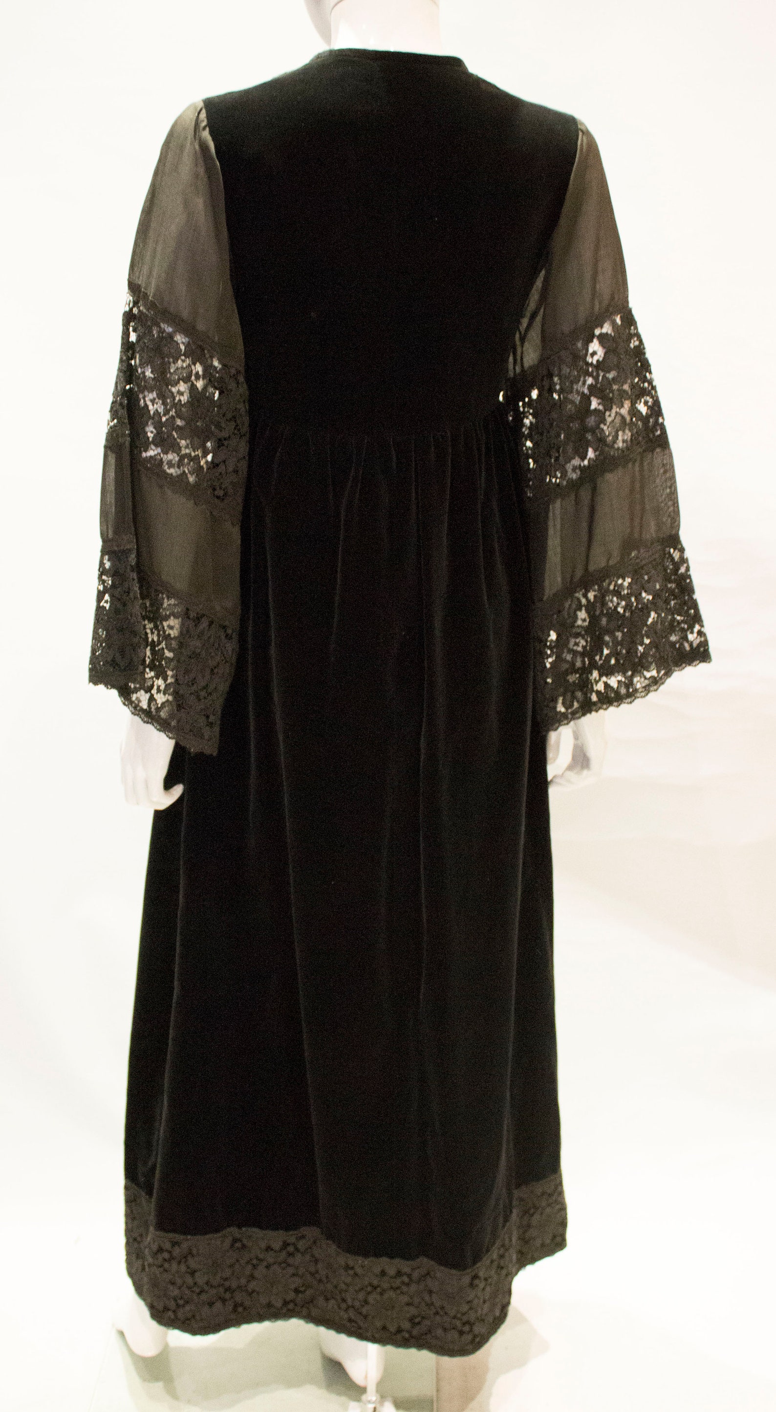 Vintage Angela Gore Black Velvet and Lace Evening Gown - Etsy