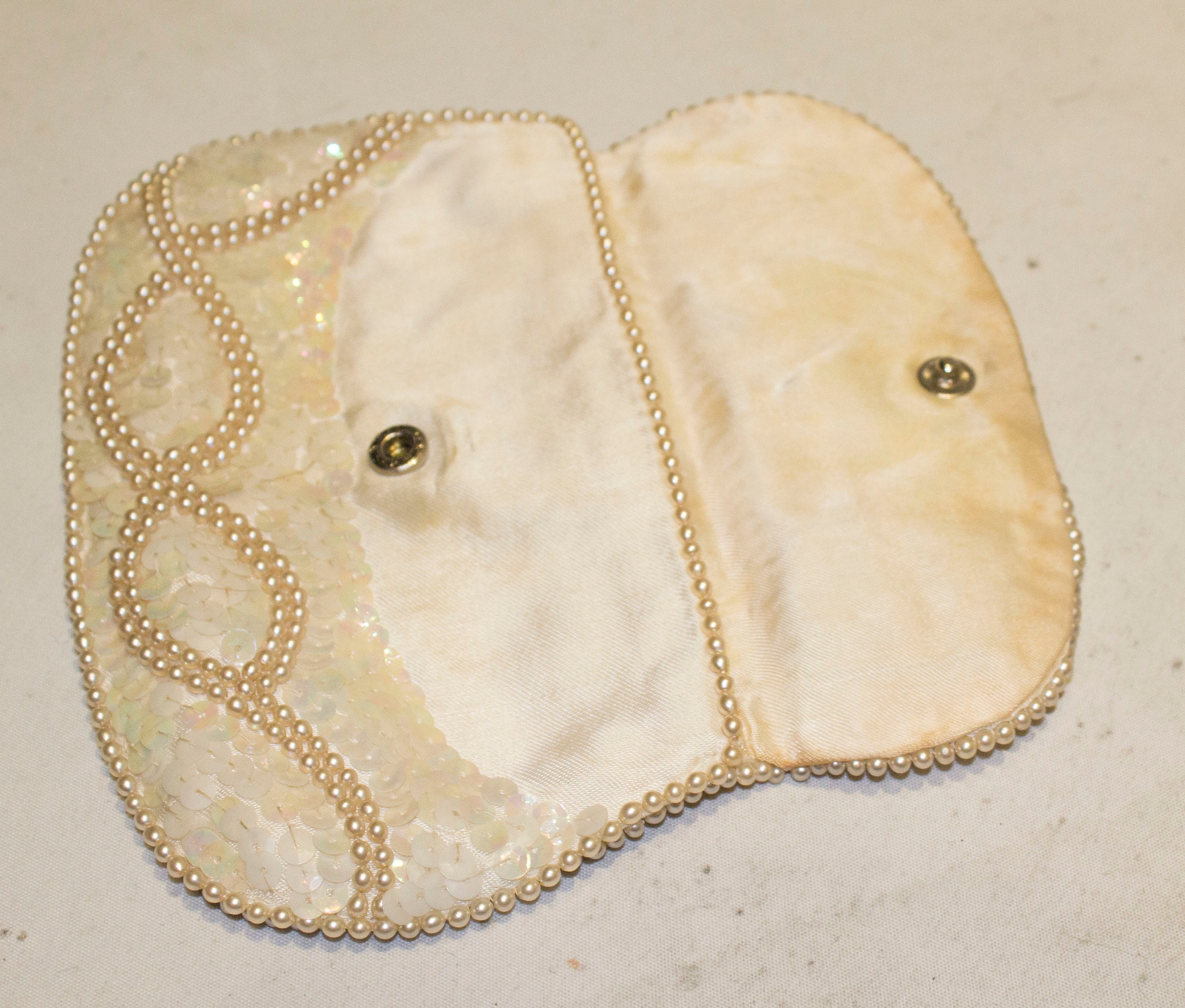 A Vintage 1920s Cream Purse in Sequin and Beads - Etsy