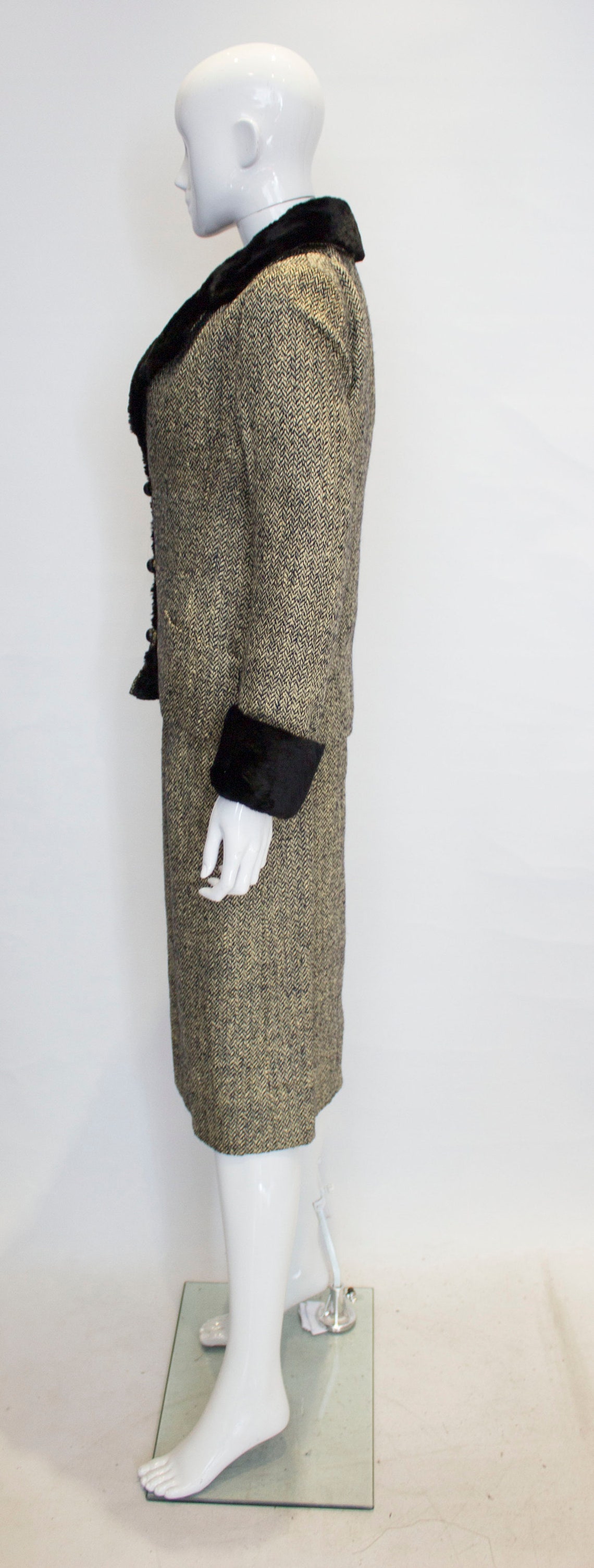 A Vintage 1960s Hartnell Wool Dress and Jacket Suit - Etsy