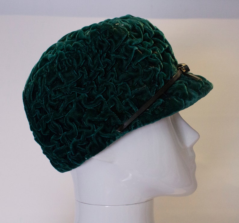 A Vintage 1960s Green Jaccol Velvet Hat - Etsy