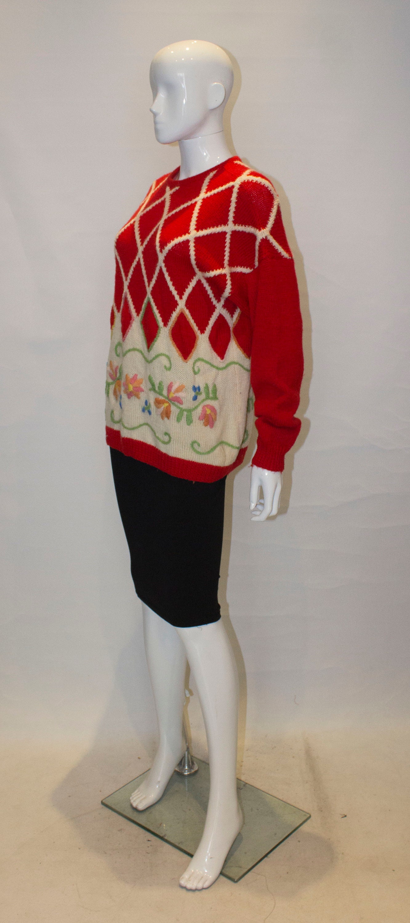 A Vintage 1950s Handmade Jumper Withred Stripe and Floral Detail - Etsy