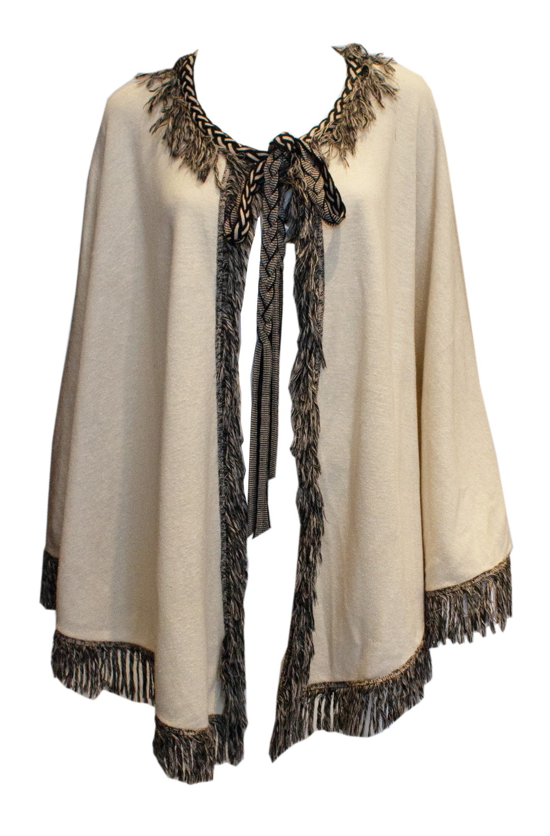 Vintage Ivory Wool Cape With Trim by Fierony Paris - Etsy UK