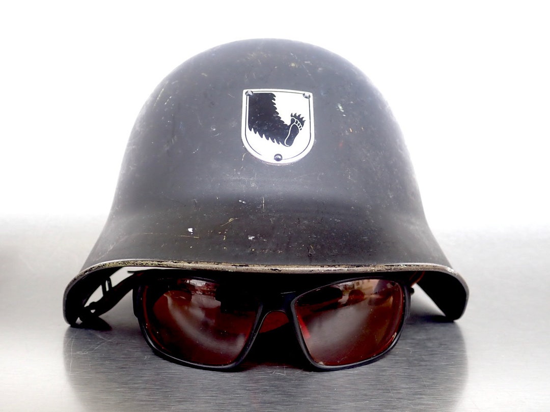 Vintage Swiss Army Helmet Biker Helmet Metal Harley Steam Punk ...