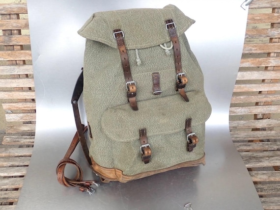 1965 Vintage Swiss Army Backpack Swiss Leather Salt A… - Gem
