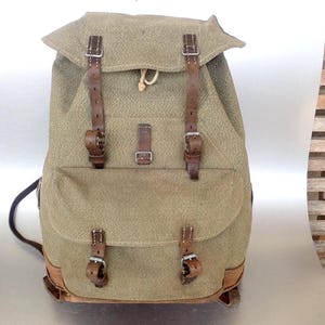 1961 Swiss Army Backpack Vintage Backpack Citybag Salt and Pepper Hunt ...