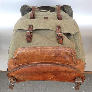 1961 Swiss Army Backpack Vintage Backpack Citybag Salt and Pepper Hunt ...