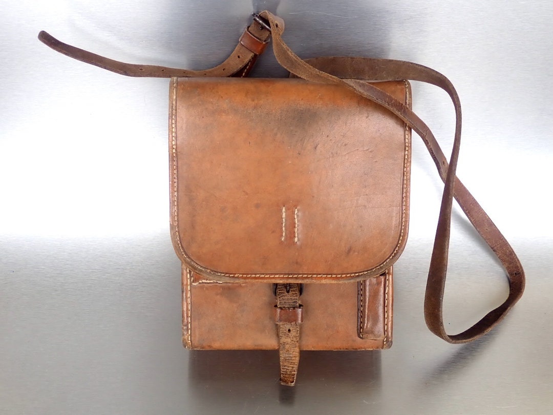 1922 WW2 Vintage Leather Bag Swiss Army Bag Swiss Leather Pouch ...
