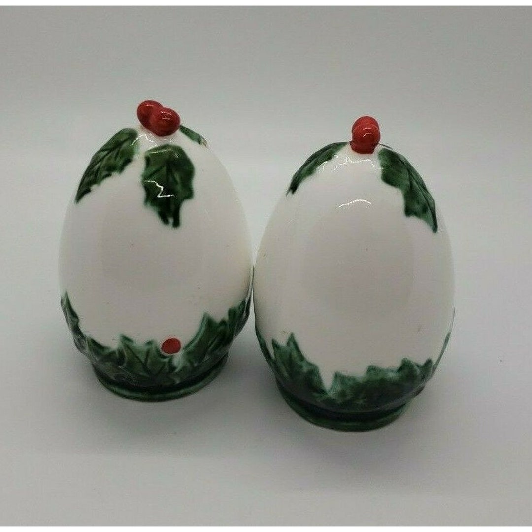 Vintage Lefton Christmas Salt Pepper Shaker Set 825 White W Green Red ...
