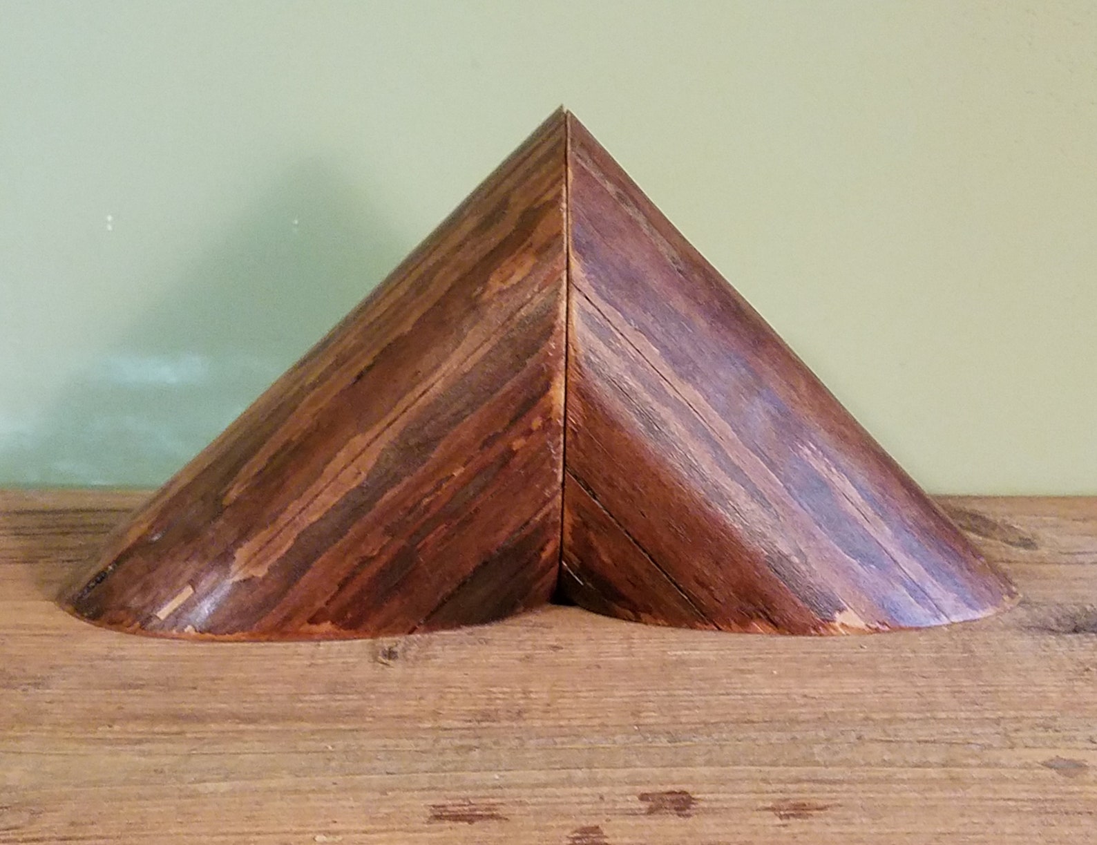 Barn Wood Book Ends/ Tier Pole Book Ends/antique Pine Logs - Etsy