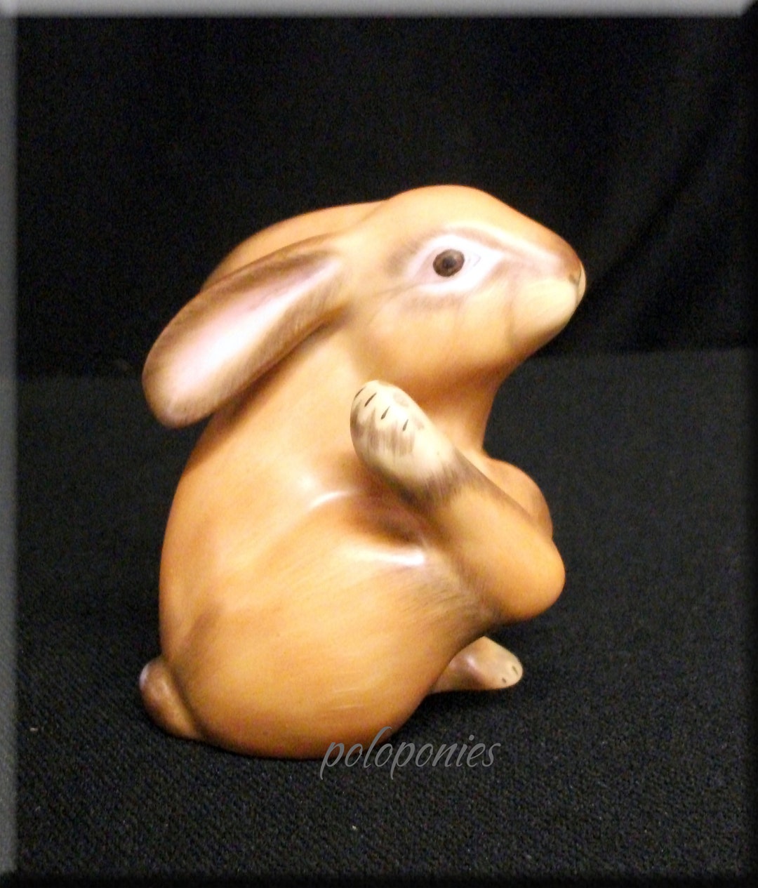 HEREND Scratching Bunny 15387 Natural - Bunny Collection - Etsy
