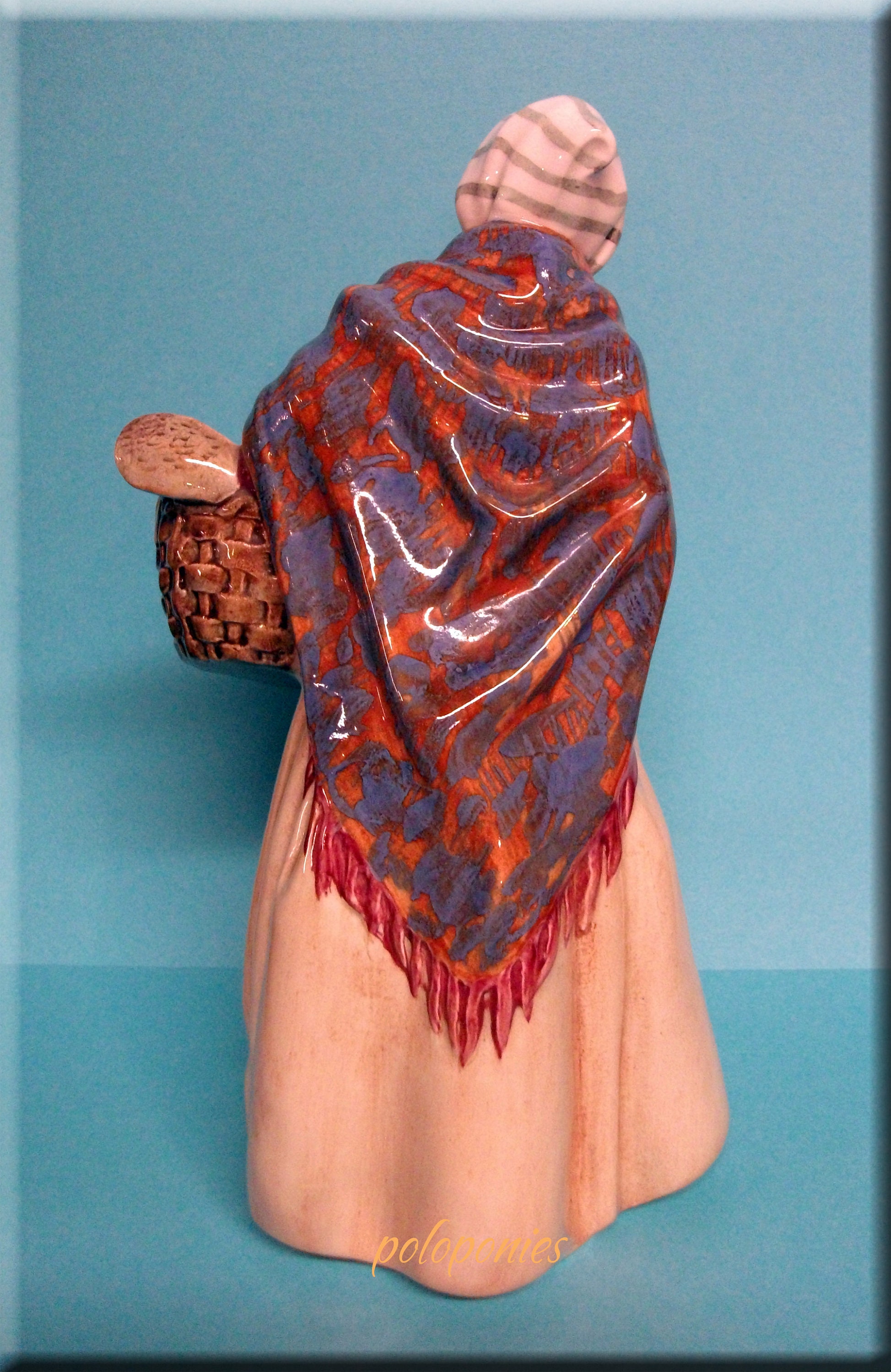 ROYAL DOULTON Grandma HN2052 - Retire 1959 - Golden Years Series - Etsy