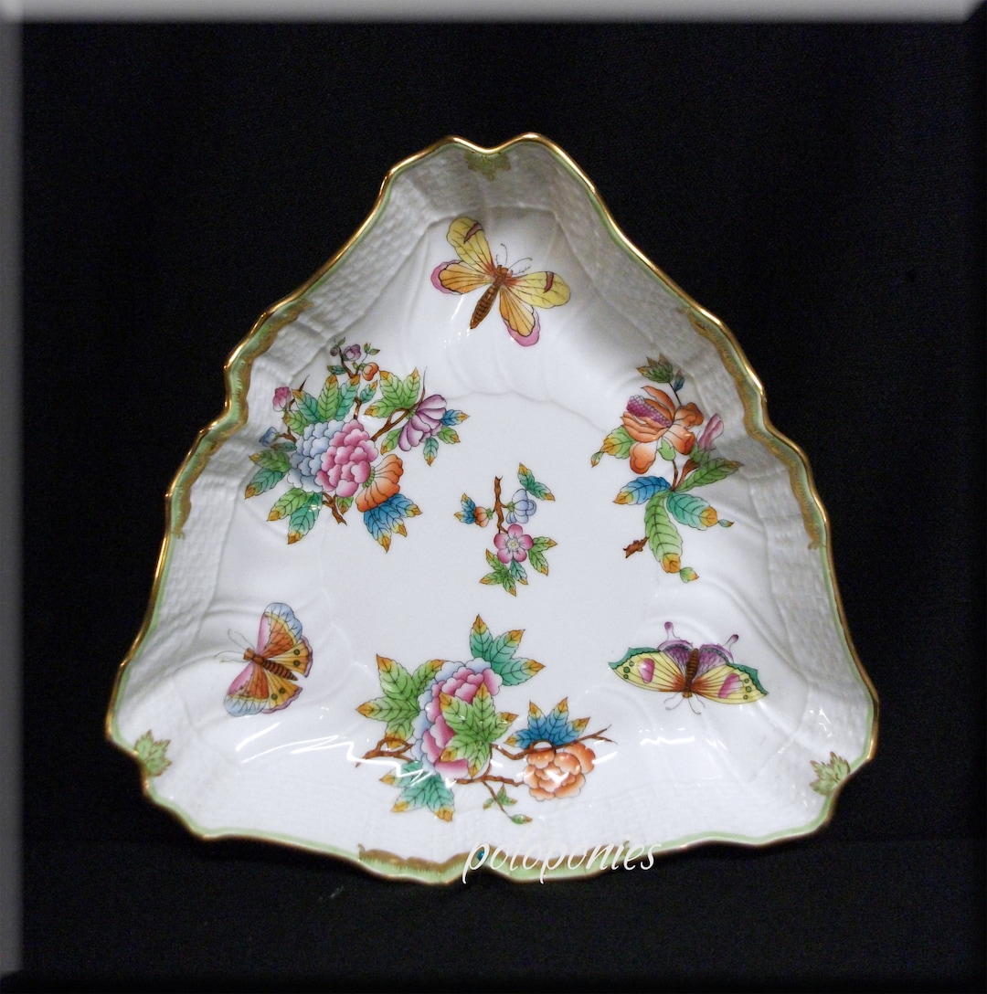 HEREND Triangle Dish 1191 - Queen Victoria Pattern - 9.5" - Etsy