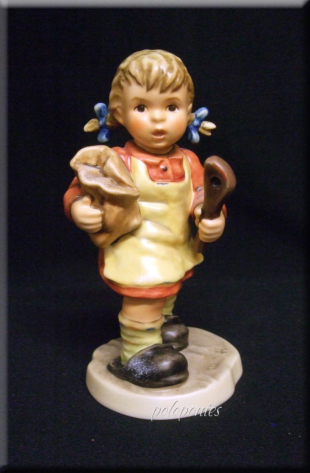 HUMMEL Mixing the Cake Figurine 2167 - TM 8 First Issue NIB - Etsy