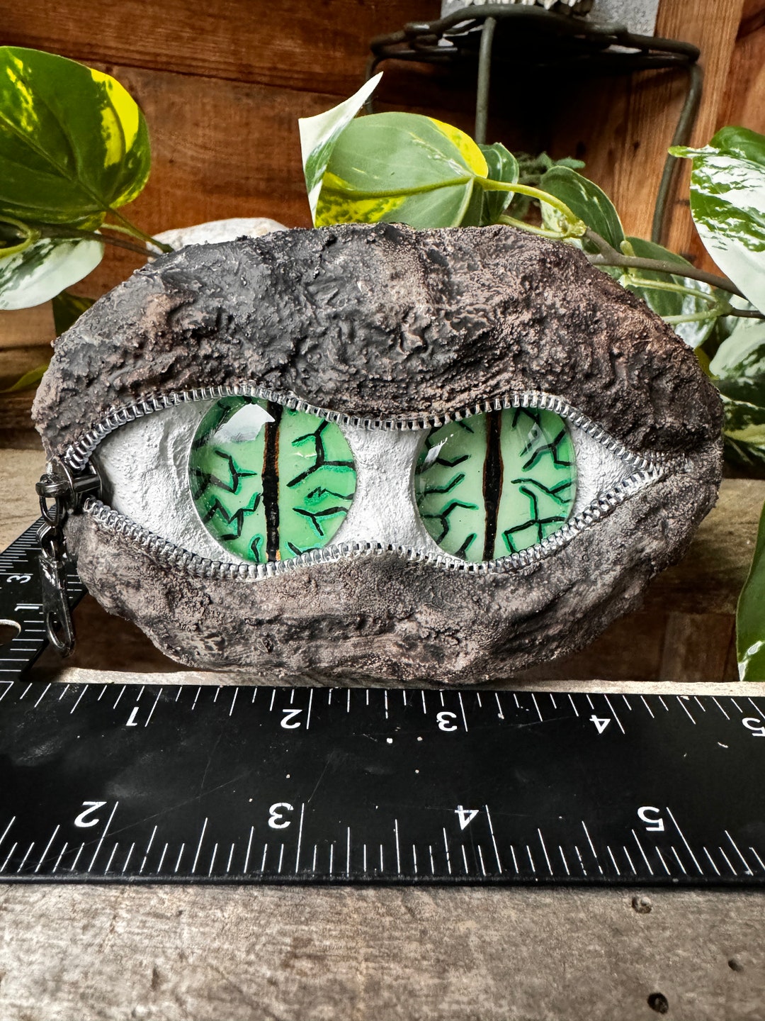 Dragon Eye Peepers Whimsical Outdoor Garden Glow in the Dark Hand ...