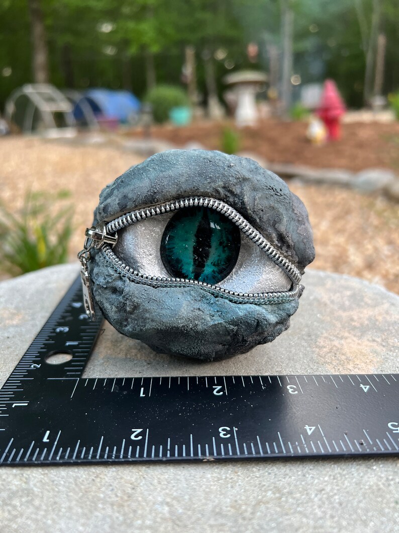 Dragon Eye Rock Zipper Eye Oddity Glow in the Dark - Etsy
