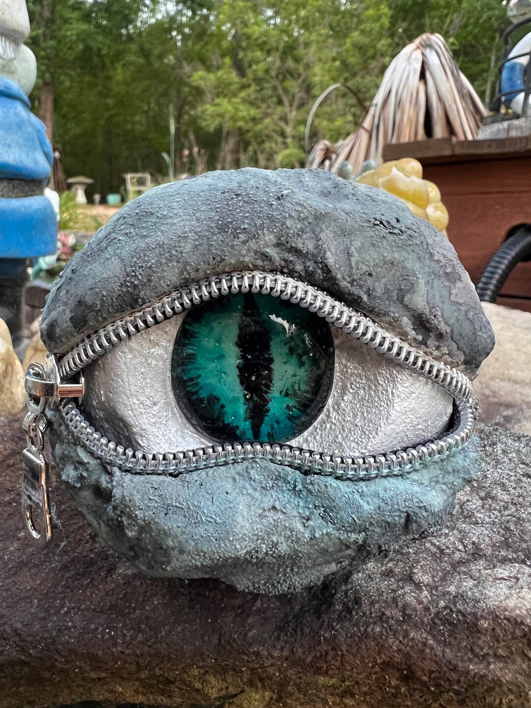 Dragon Eye Rock Zipper Eye Oddity Glow in the Dark - Etsy