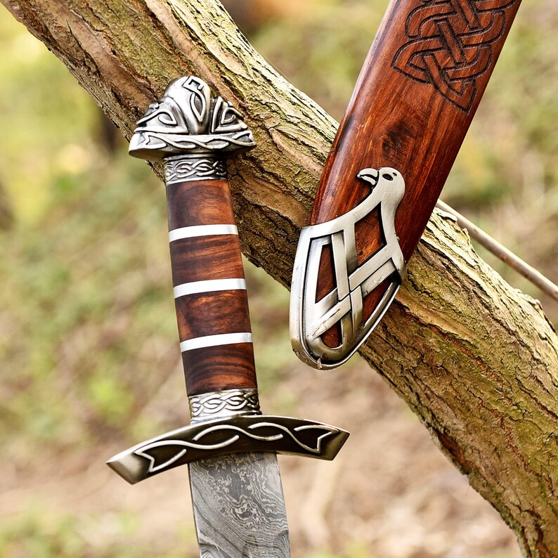 Handmade Damascus Steel Viking Sword: Medieval Sword Replica With ...