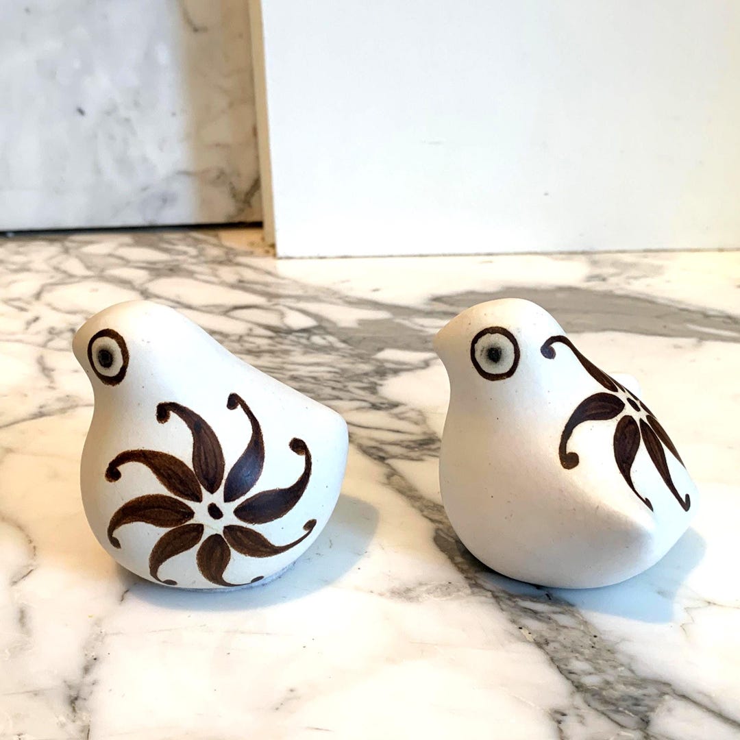 ONE Strawberry Hill Werkshop Pottery Bird, White Glaze, Canadian ...