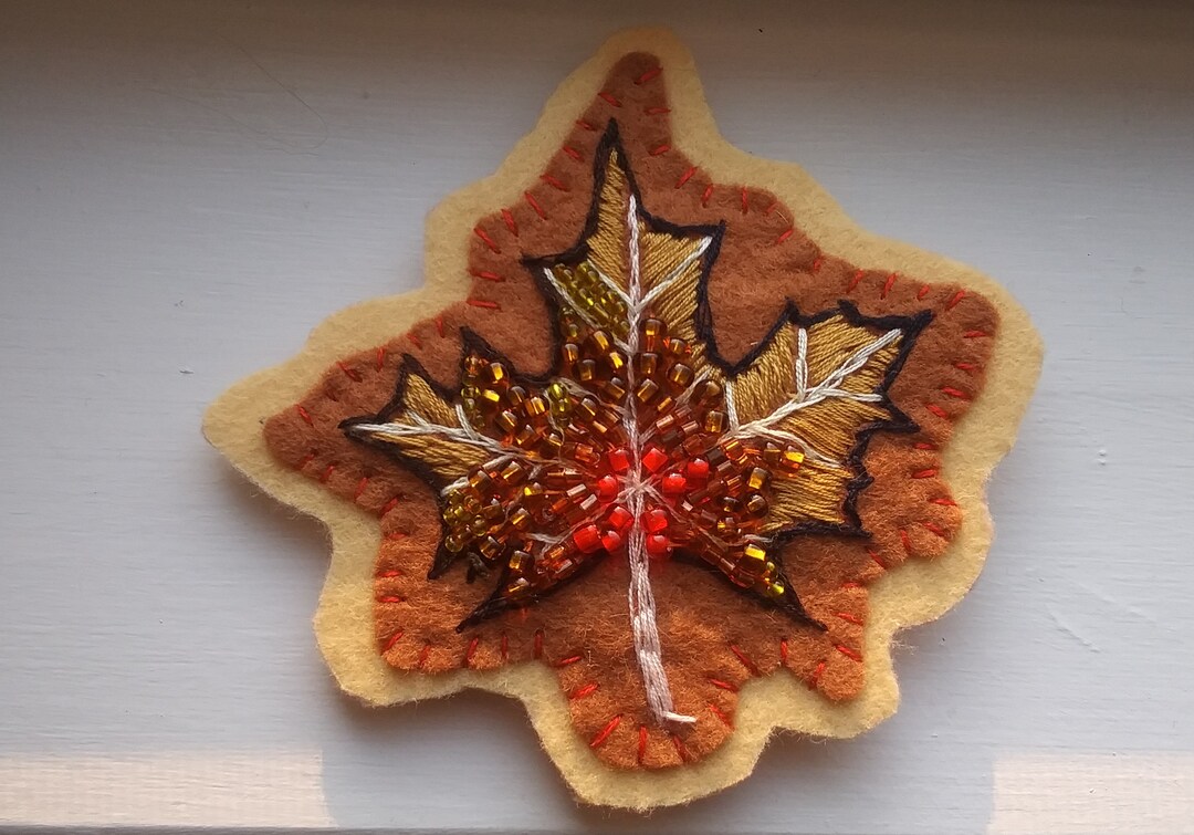 Maple Leaf Embroidered Patch - Etsy
