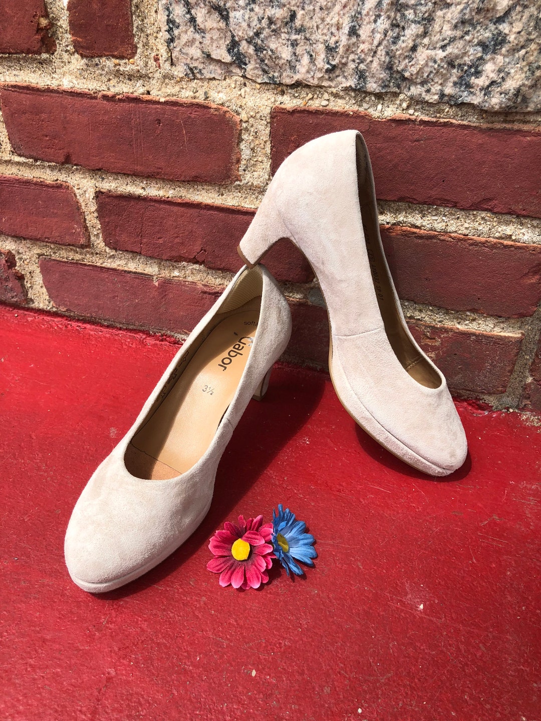 Gabor Vintage Heels - Etsy