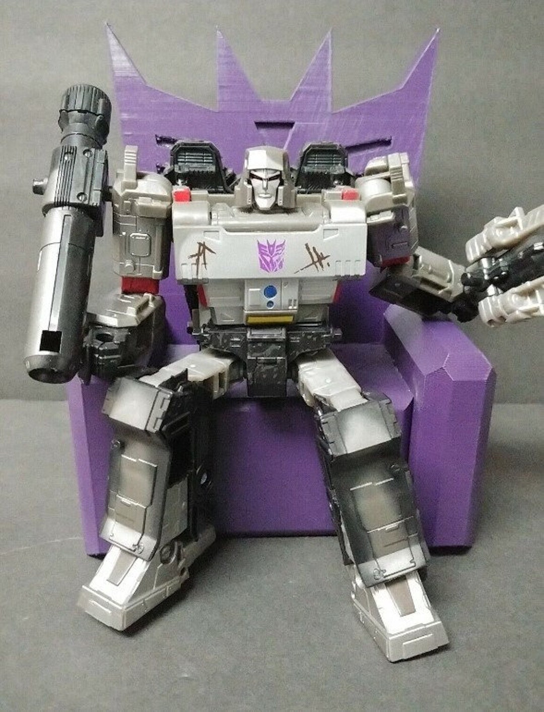 Transformers Megatron Galvatron Throne Chair for War for Cybertron 3d ...