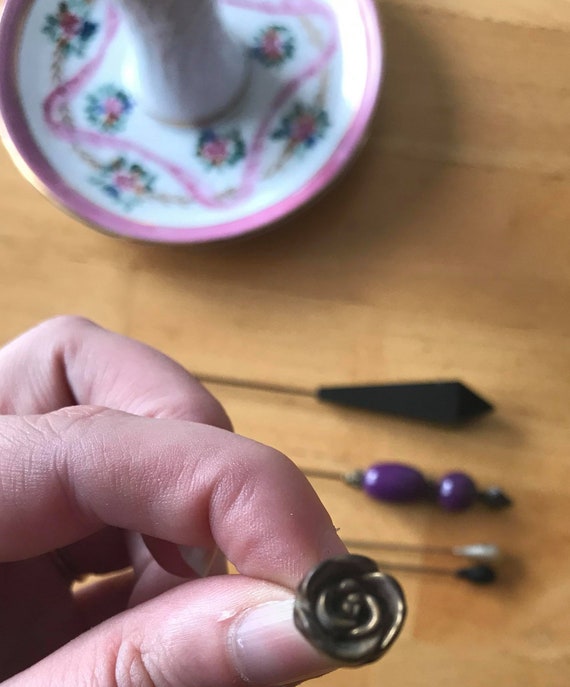 Hand-painted Hat Pin Holder & 5 Hatpins - Gem