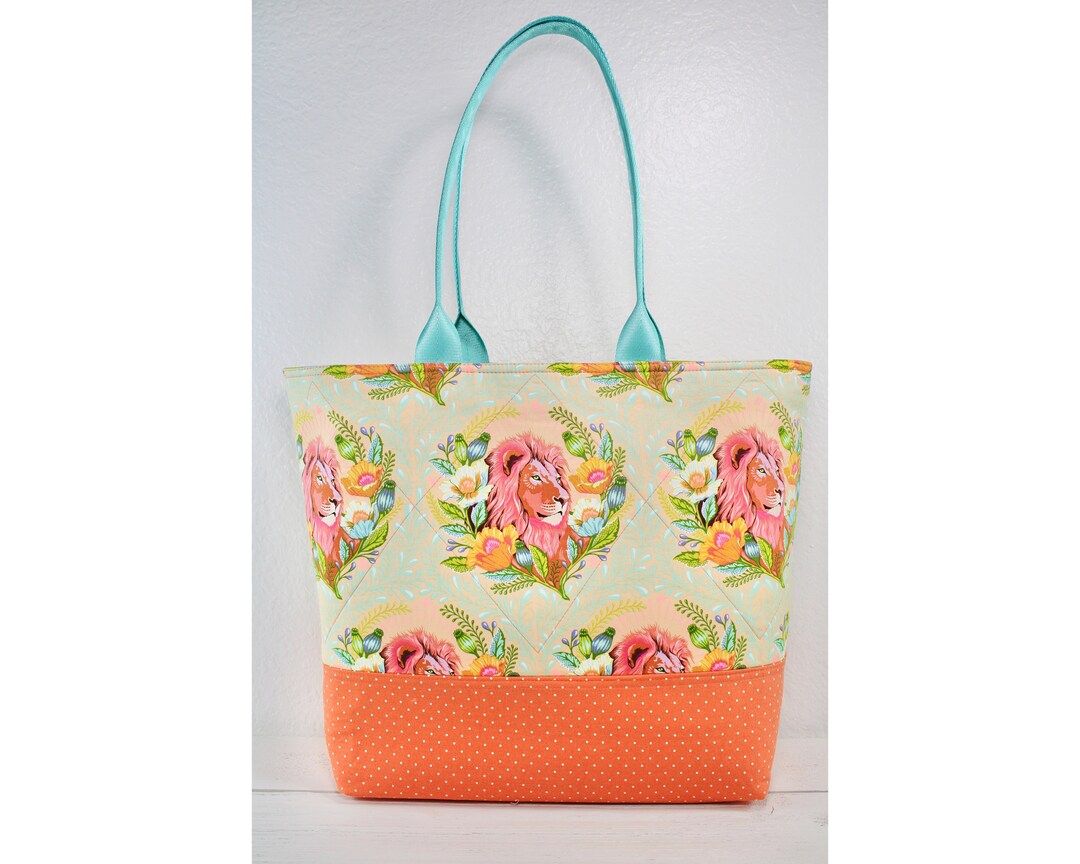 TULA PINK Colleen Tote Bag Shoulder Bag Quilted Travel Tote Teacher ...